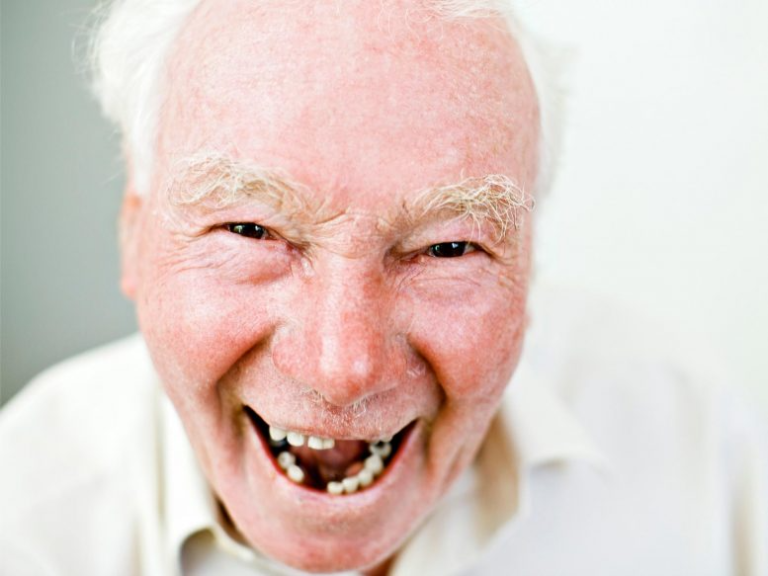 Tooth Loss Associated with Dementia and Cognitive Decline