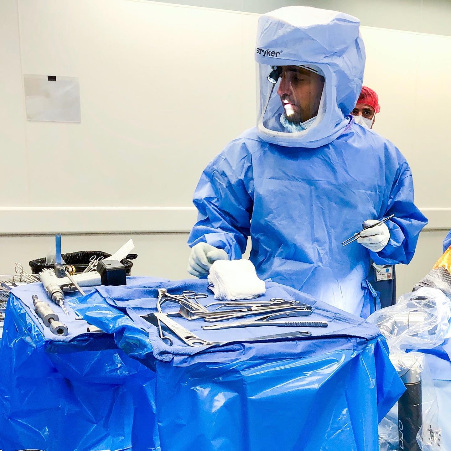 Dr. Matthew Harb – Orthopedic Surgeon - MEDizzy Journal